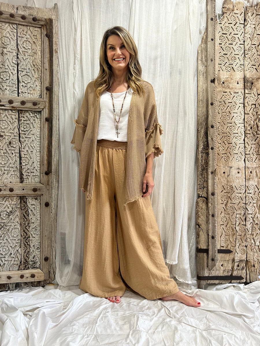 Erica Pants – Essence of Style