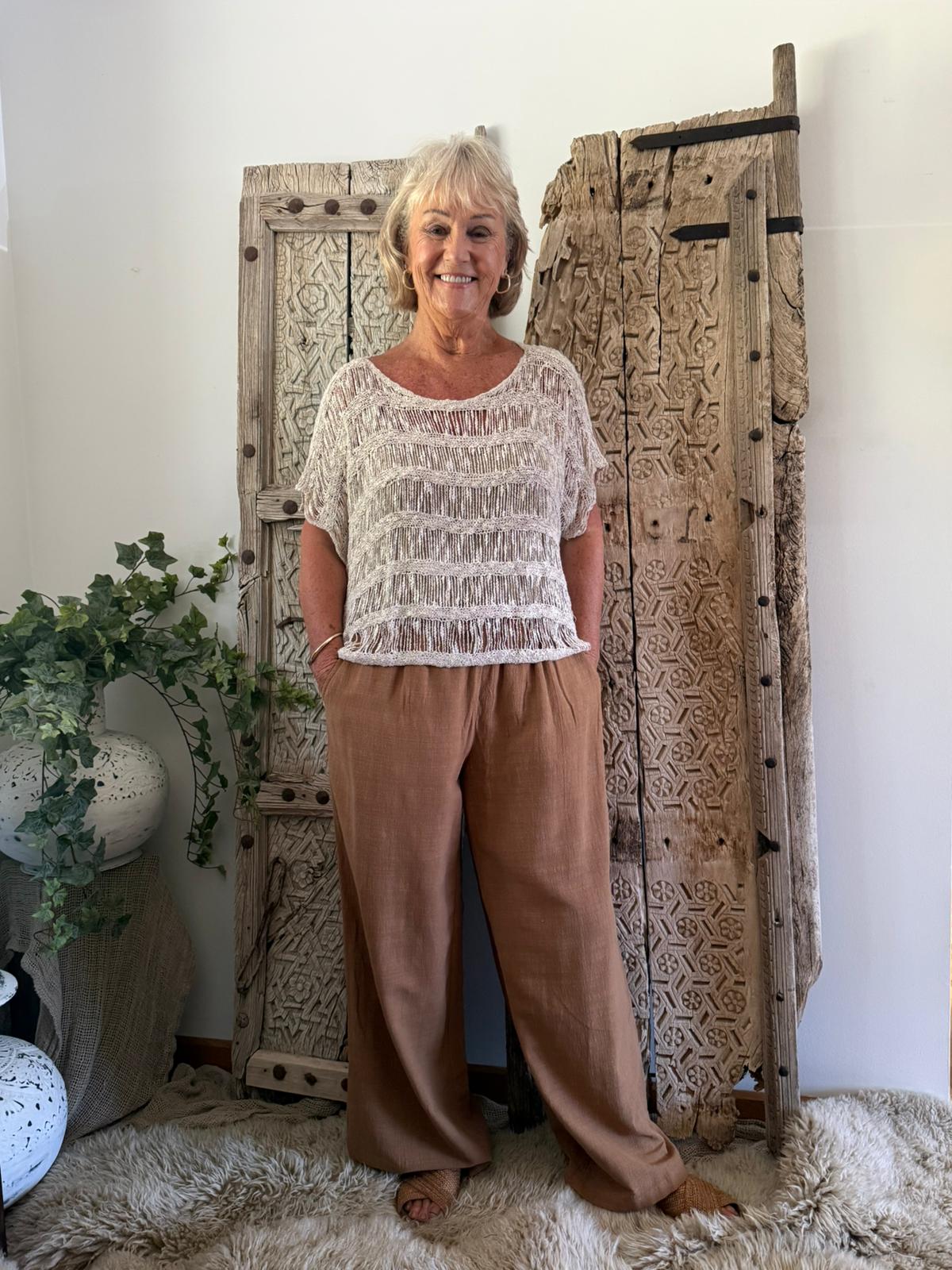 Essie Pants – Essence of Style